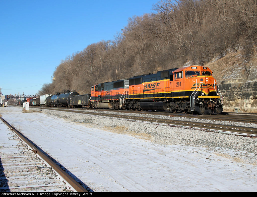 BNSF 281